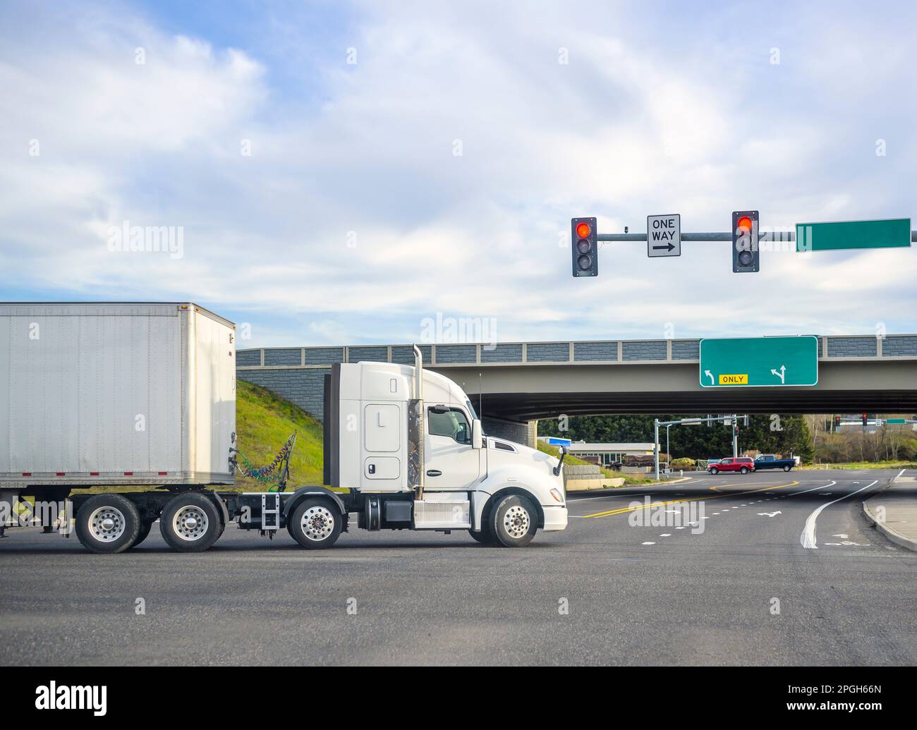 Classic American industrial bonnet day cab white big rig semi truck ...