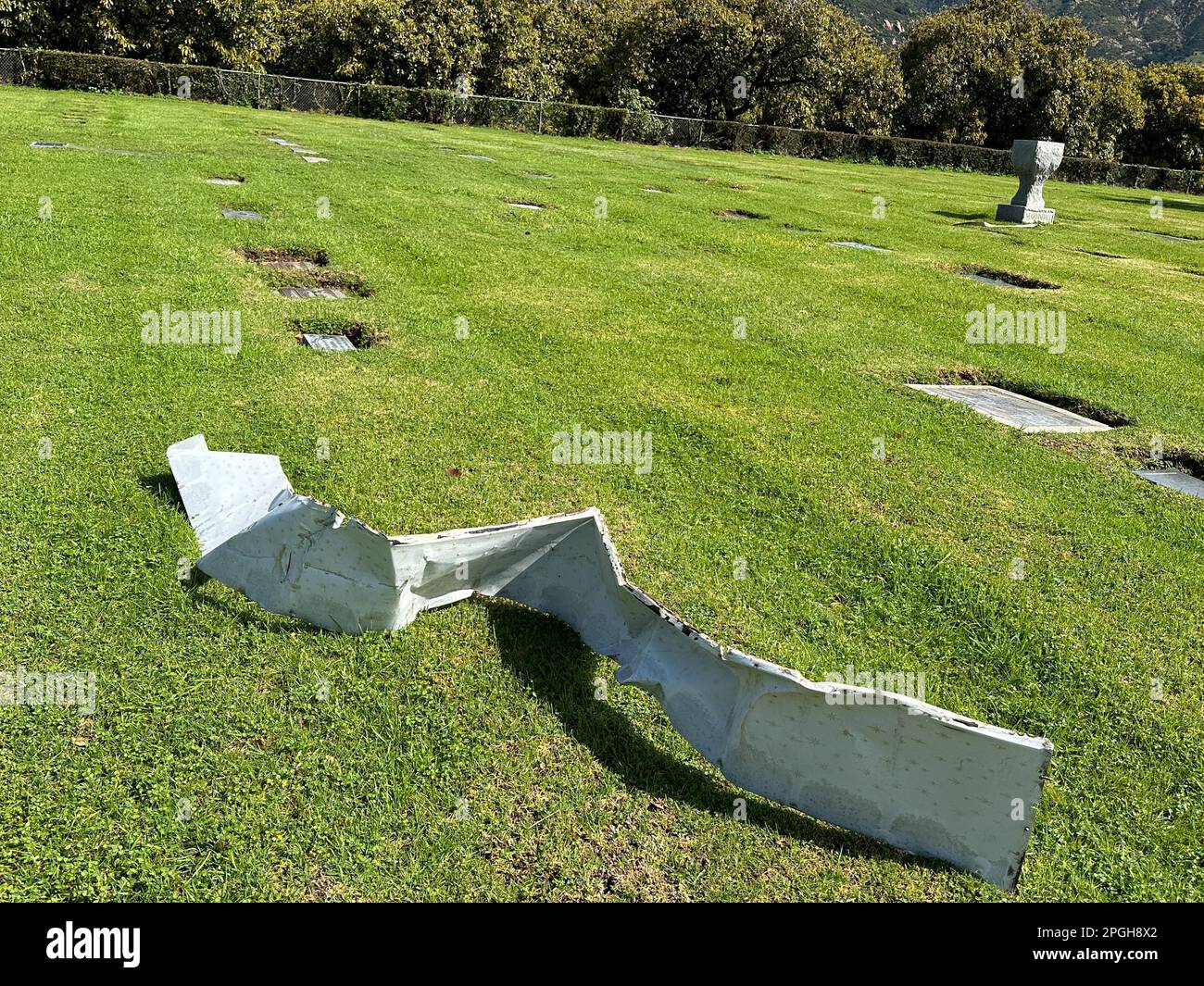 Tornado damage mobile home park hi-res stock photography and images - Alamy
