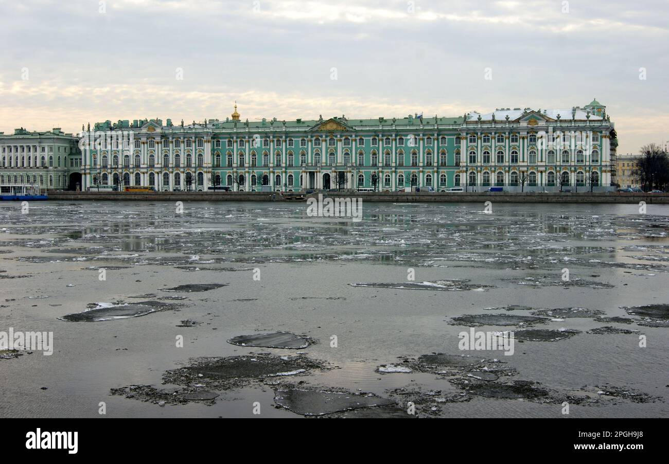 Winter Palace, waterfront exterior, Neva river with floating ice in the ...