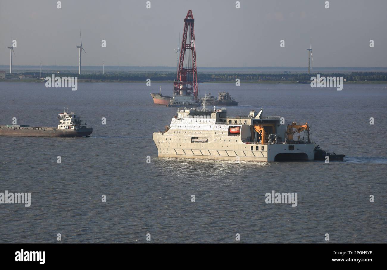 China ocean surveillance ship RUI LI 10 HAO : naval research vessel for submarine and mine ...