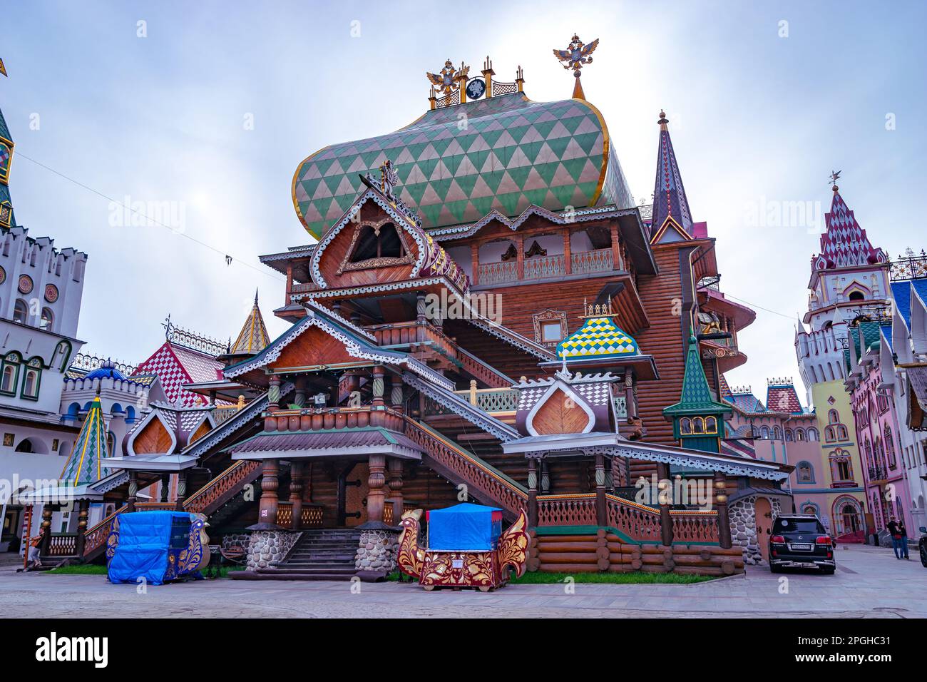 Moscow, Russia - Izmailovo District Kremlin buildings Stock Photo - Alamy
