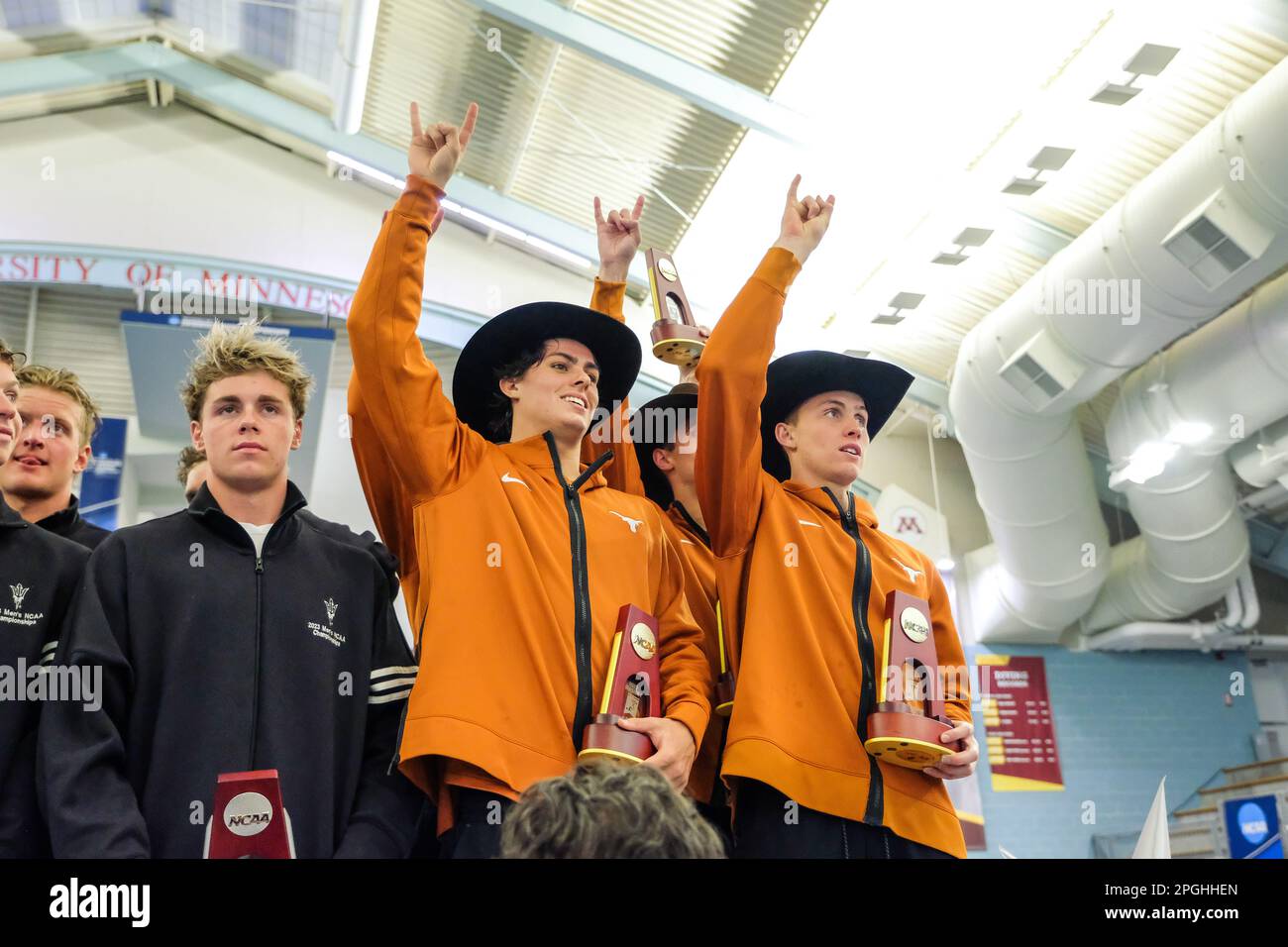 Minneapolis, Minnesota, USA. 22nd Mar, 2023. Texas Longhorns COBY ...