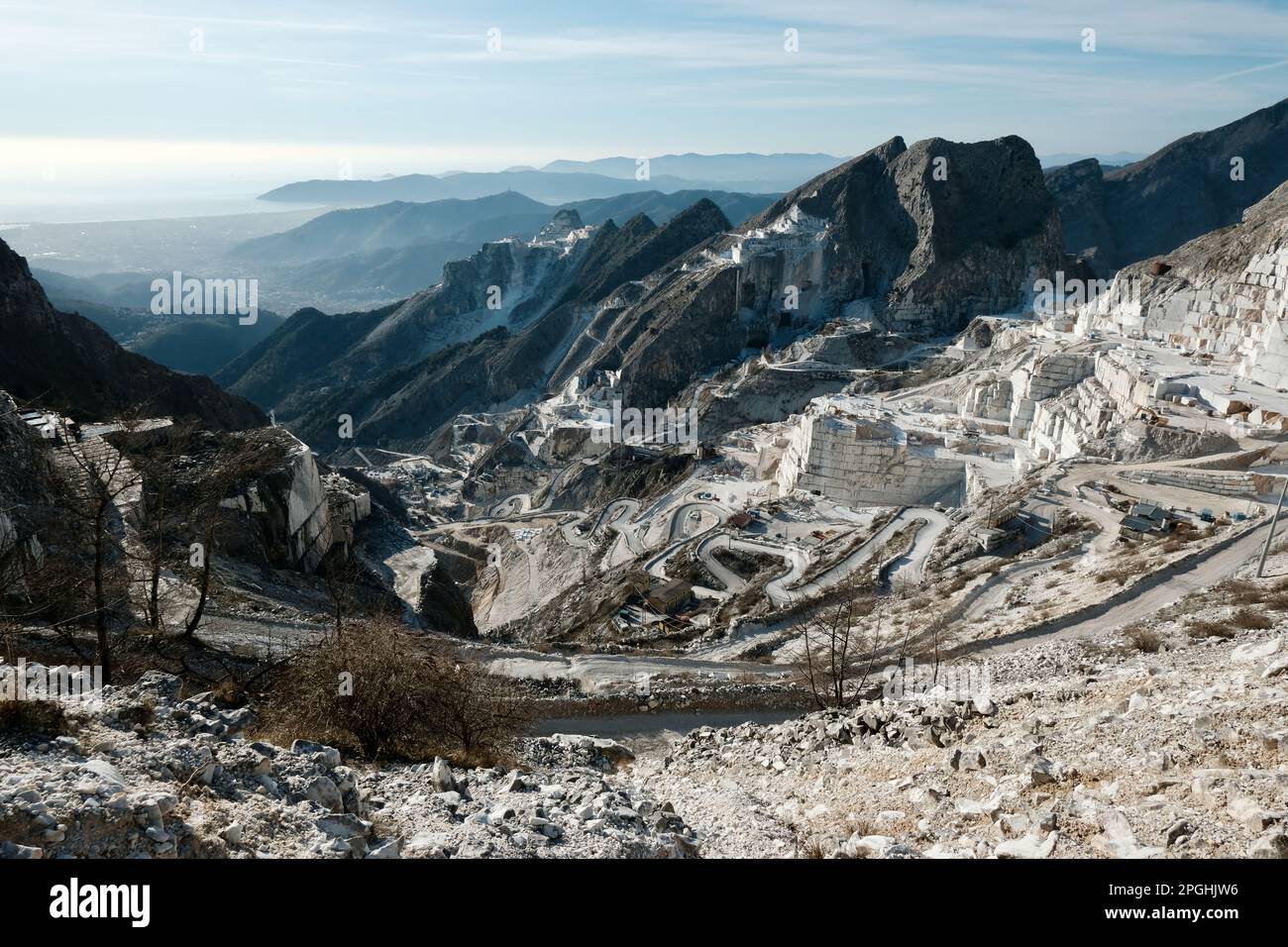 A stunning vista of the Apuan Alps marble quarry Stock Photo - Alamy