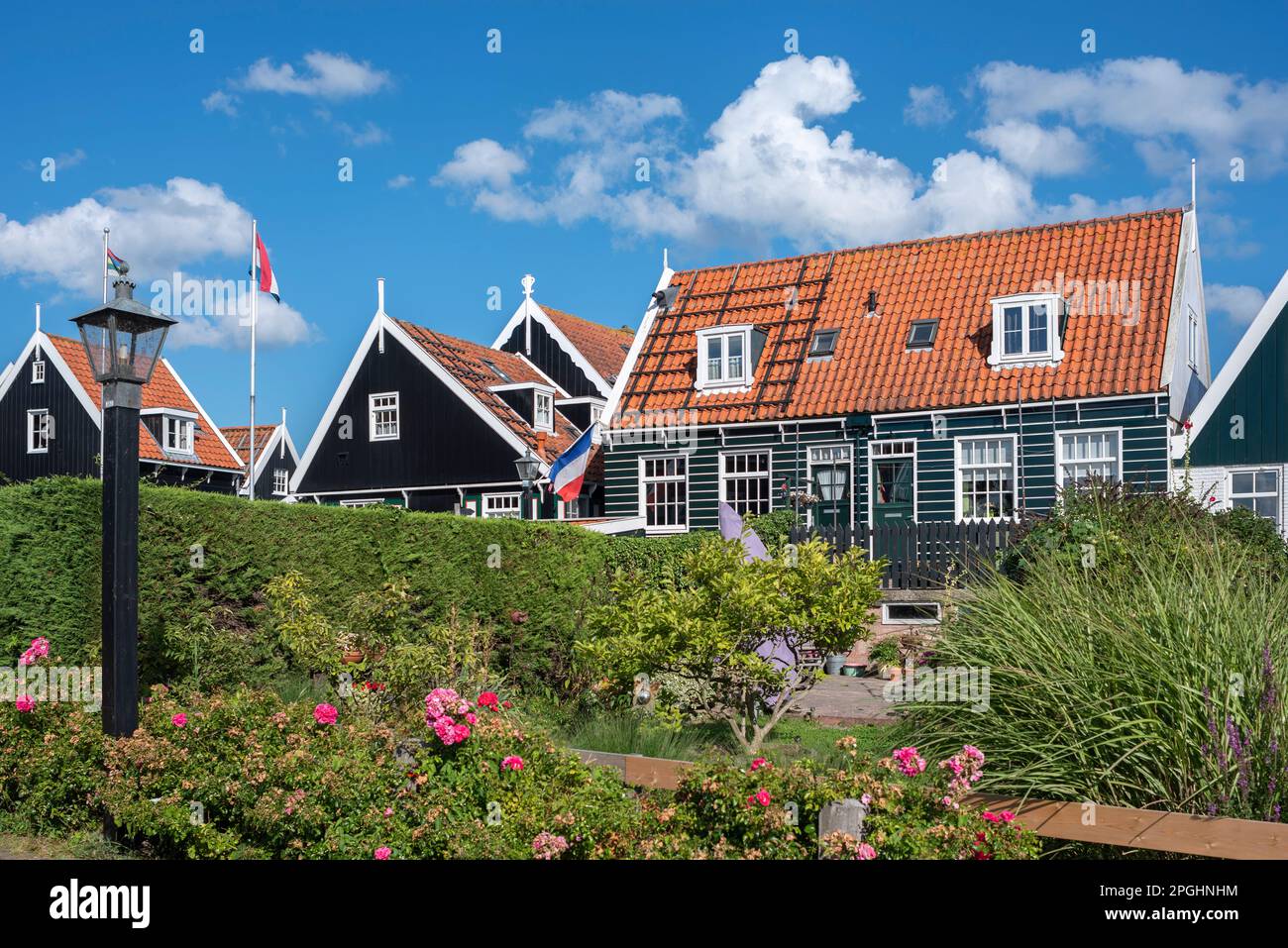 Characteristic village view in the street Kerkbuurt, Marken island ...