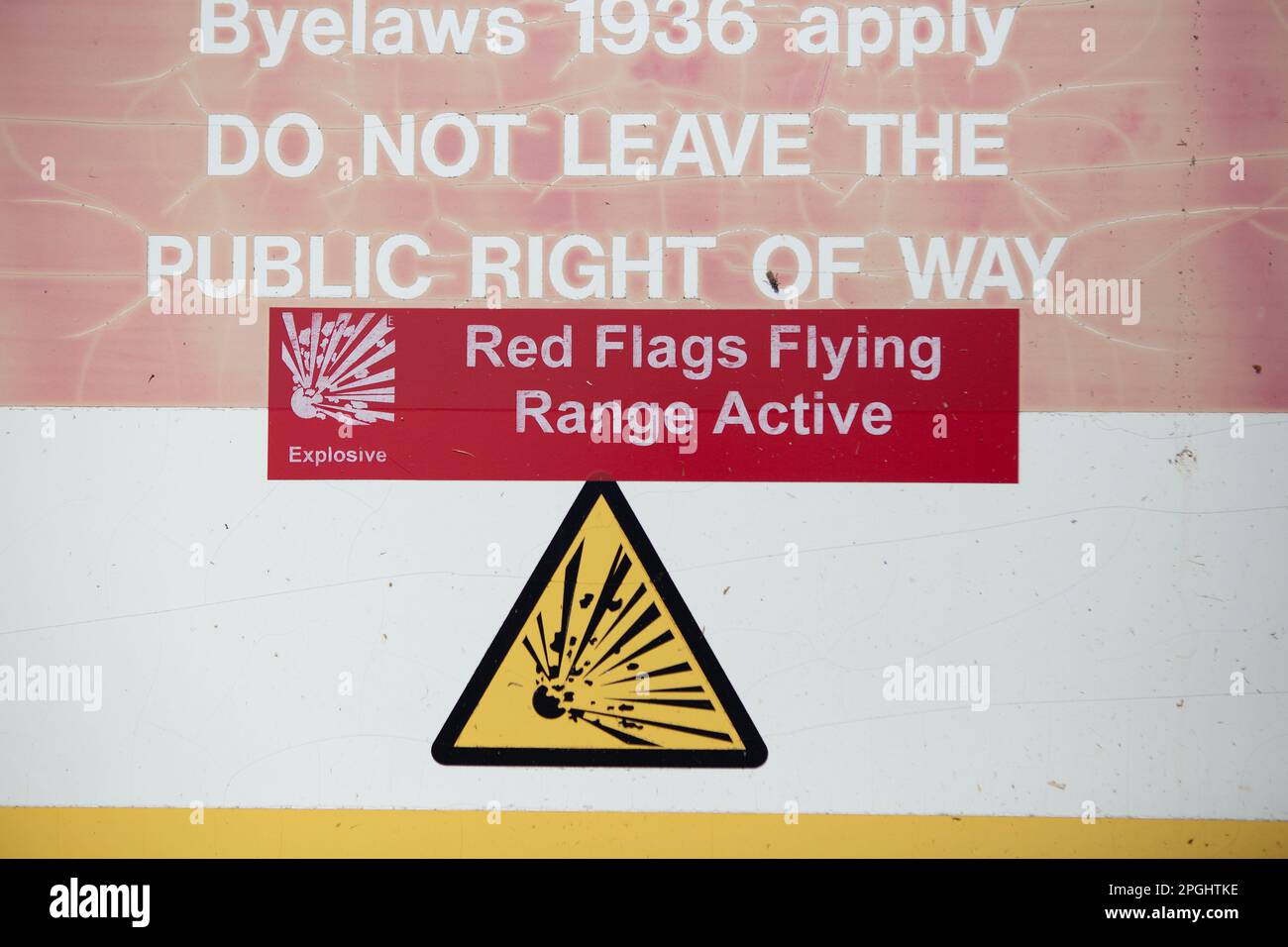 Flying range hi-res stock photography and images - Alamy