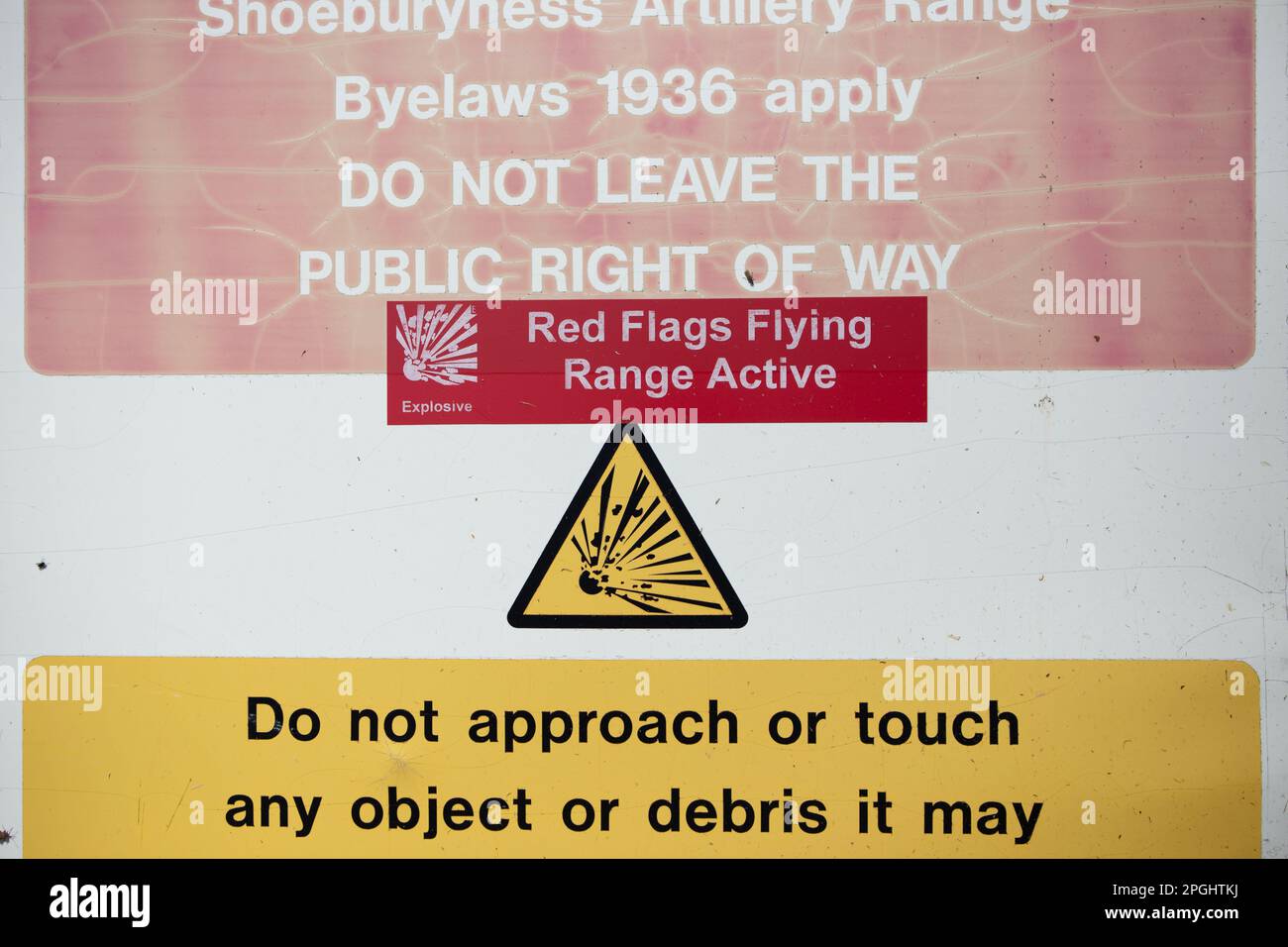 Flying range hi-res stock photography and images - Alamy