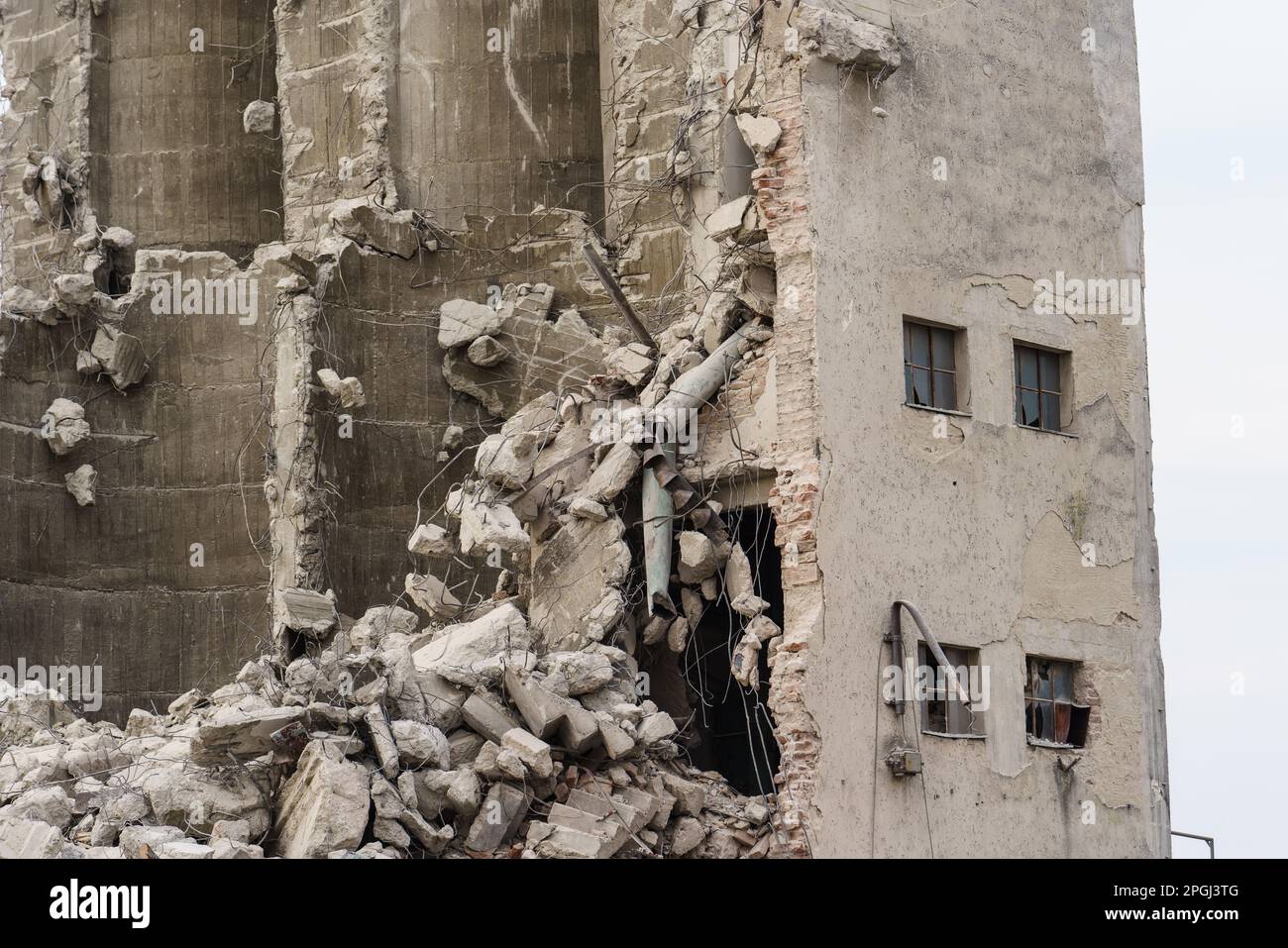 damaged monument building detail before full destruction Stock Photo ...