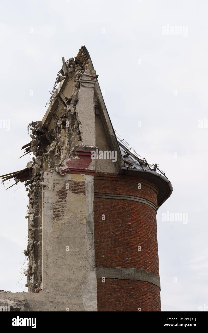 damaged monument building detail before full destruction Stock Photo ...