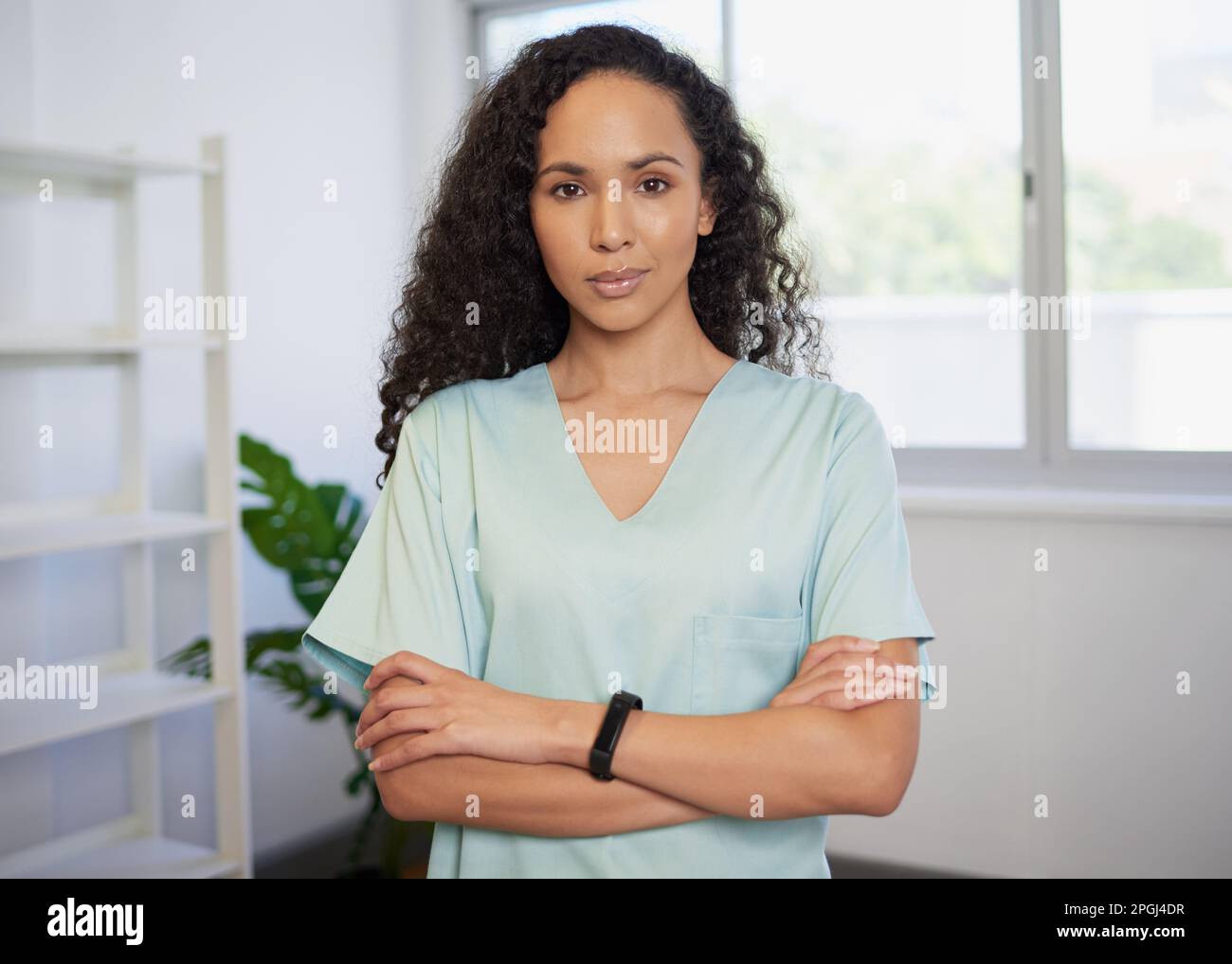 Biracial nurse hi-res stock photography and images - Alamy