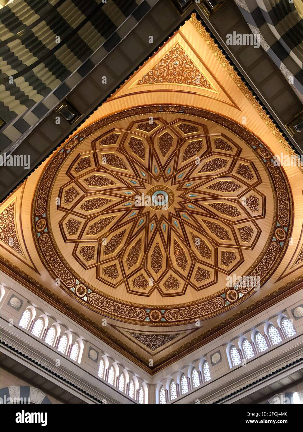 The ornately designed ceiling in Al Masjid an Nabawi, featuring ...