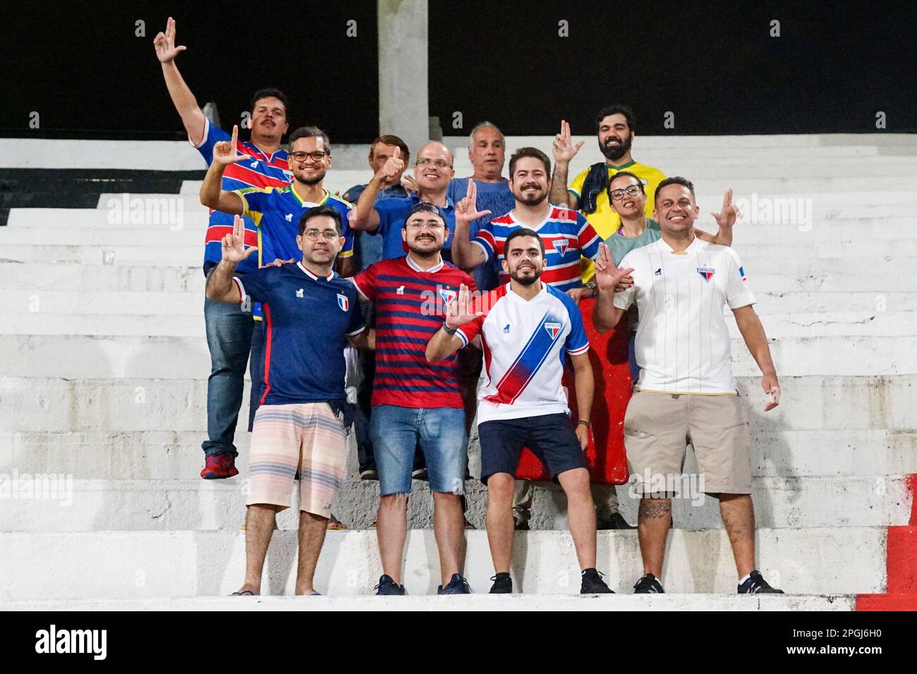 Cruz torcida hi-res stock photography and images - Alamy