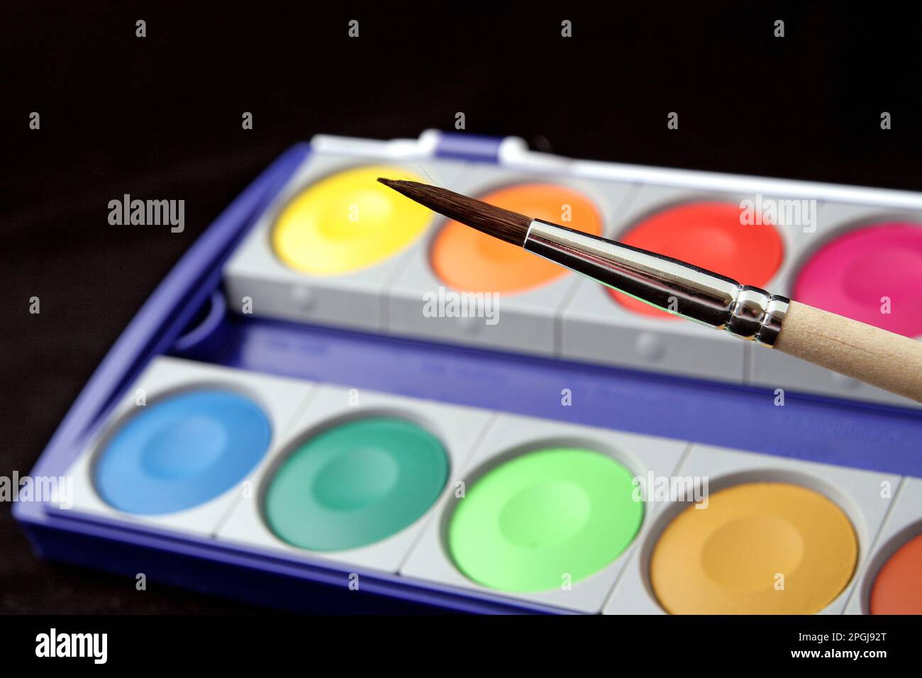 Paintbox in use hi-res stock photography and images - Alamy