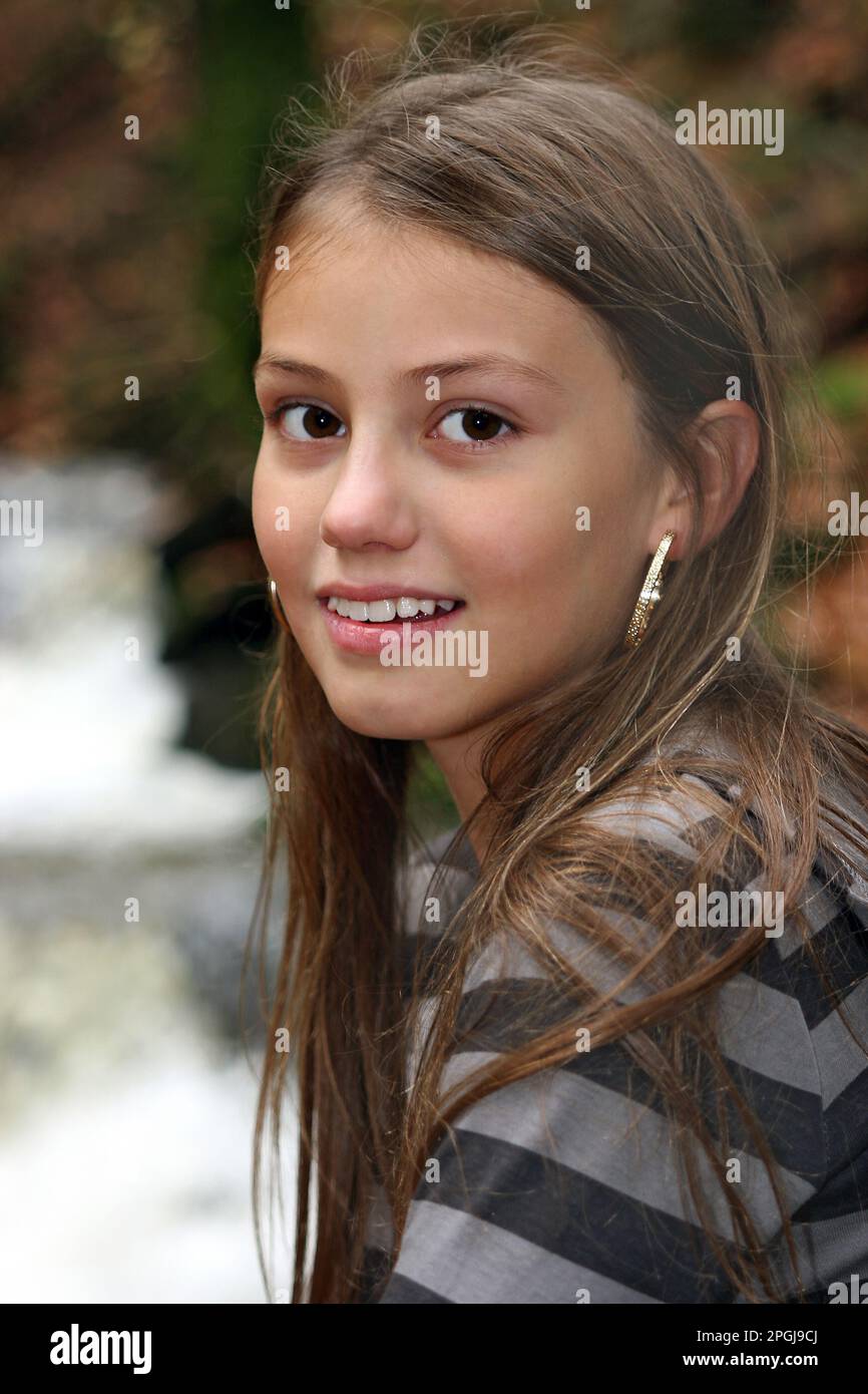 Sympathetic gaze hi-res stock photography and images - Alamy