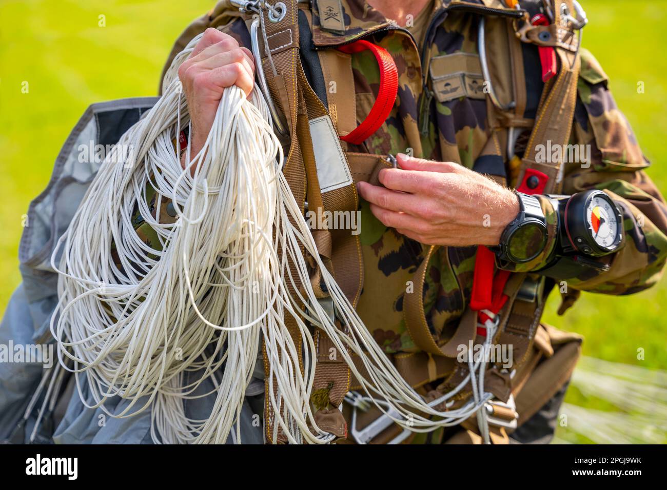 Holding equipment soldier in camouflage hi-res stock photography and ...