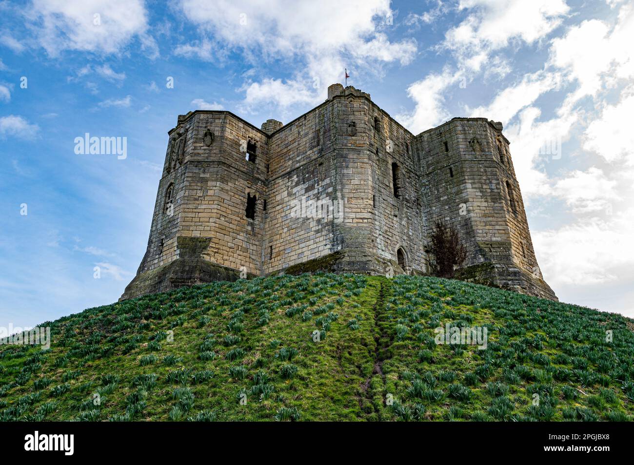 Northumbrian castle hi-res stock photography and images - Alamy