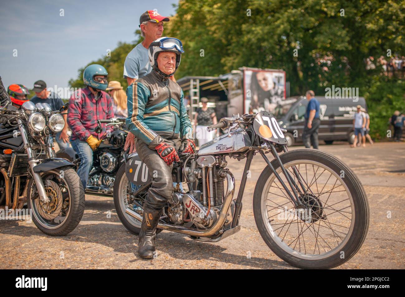 Brooklands motorcycle day hi-res stock photography and images - Alamy