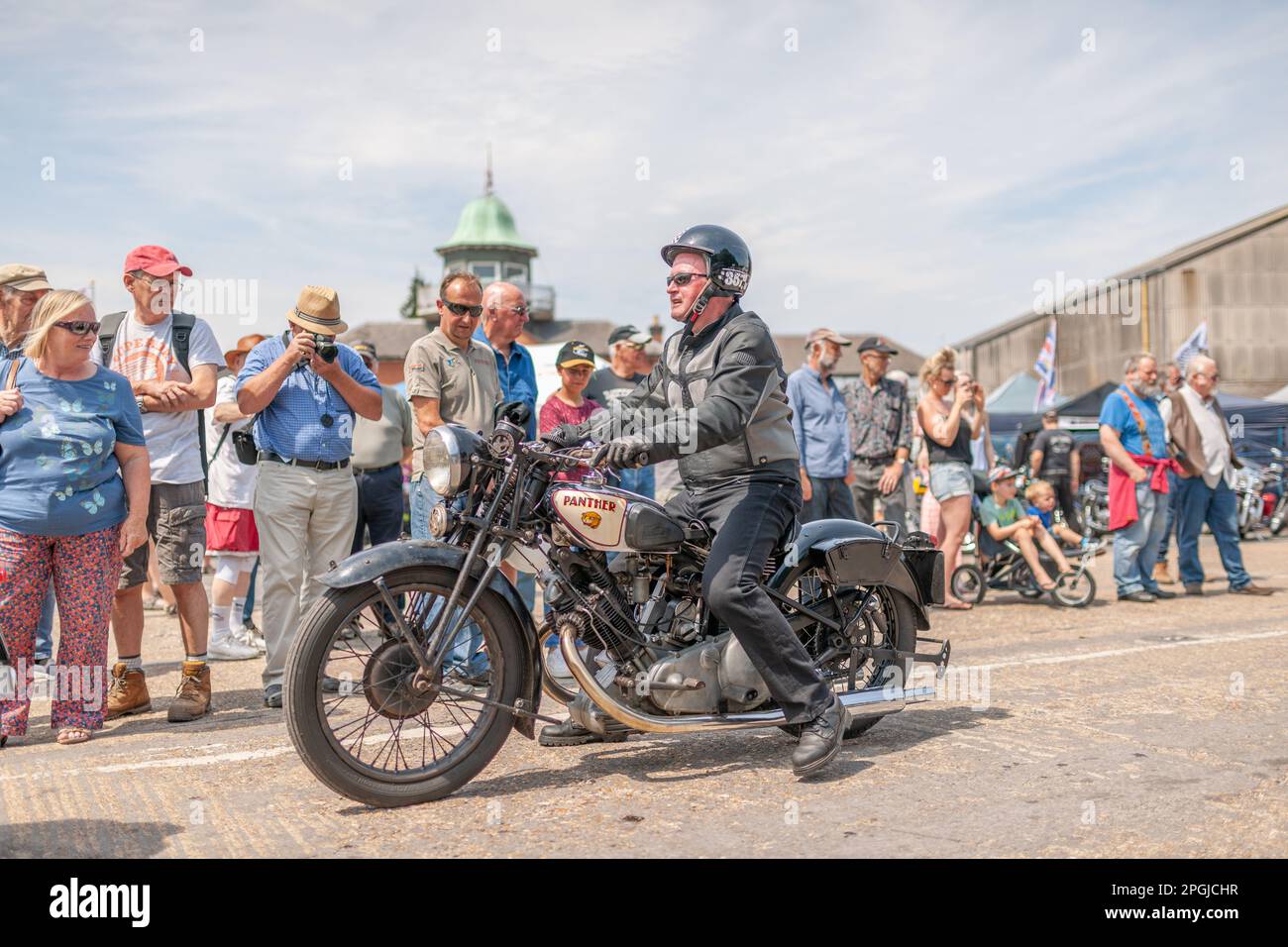 Brooklands motorcycle day hi-res stock photography and images - Alamy
