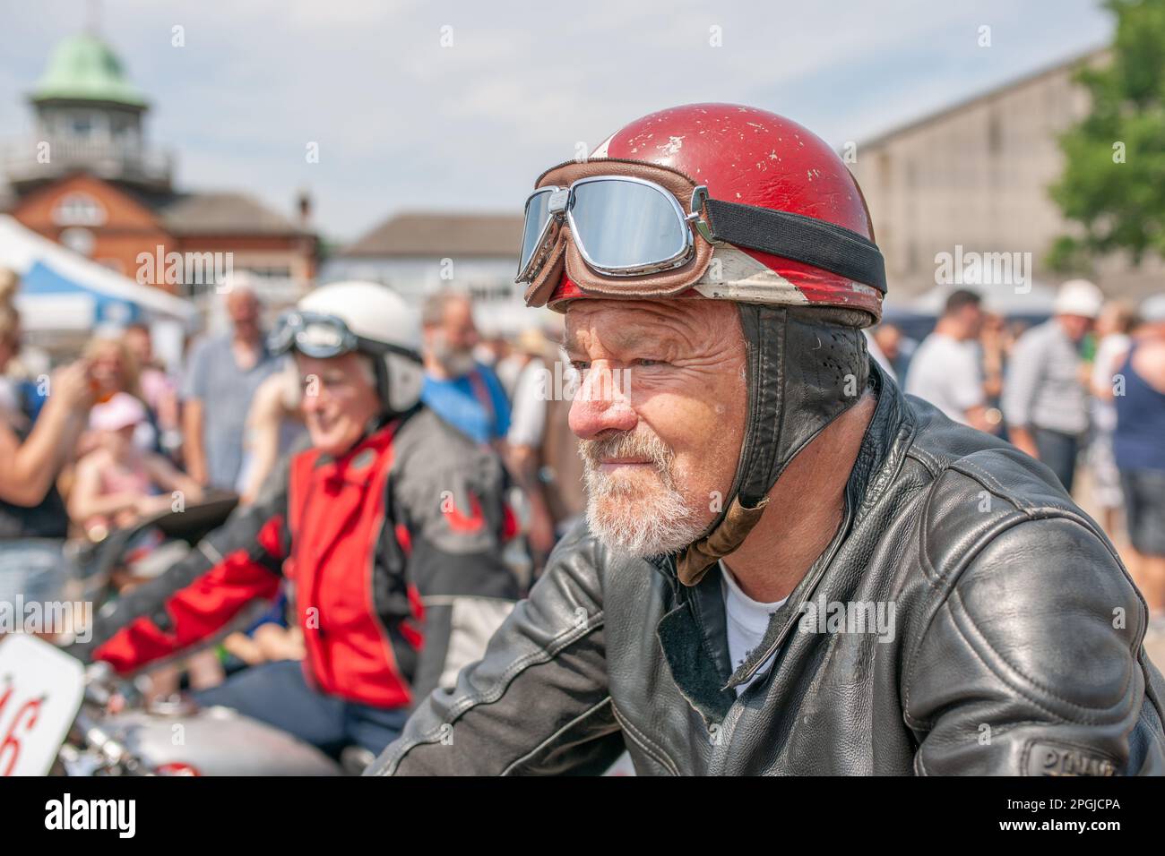 Brooklands motorcycle day hi-res stock photography and images - Alamy