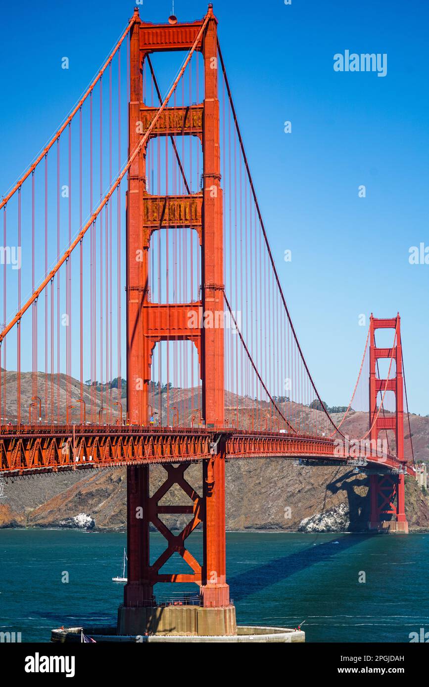 Golden Gate Bridge Fog Construction