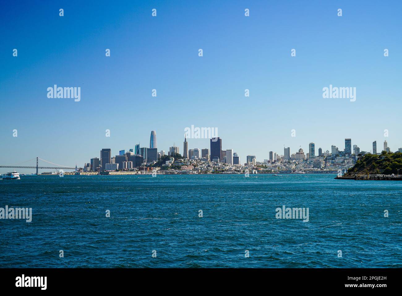 Skyline from San Francisco with Alcatraz island, taken from the water ...