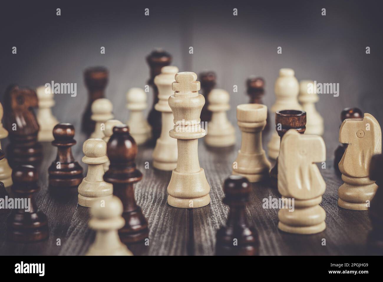Teamwork concept chess figures hi-res stock photography and images - Alamy