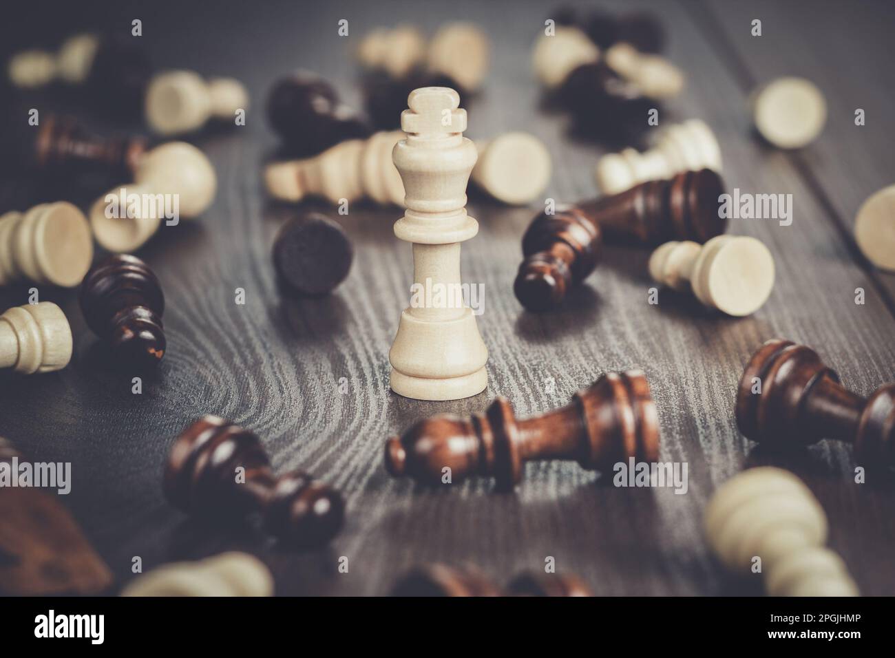 Winning strategy on chess board hi-res stock photography and images - Alamy