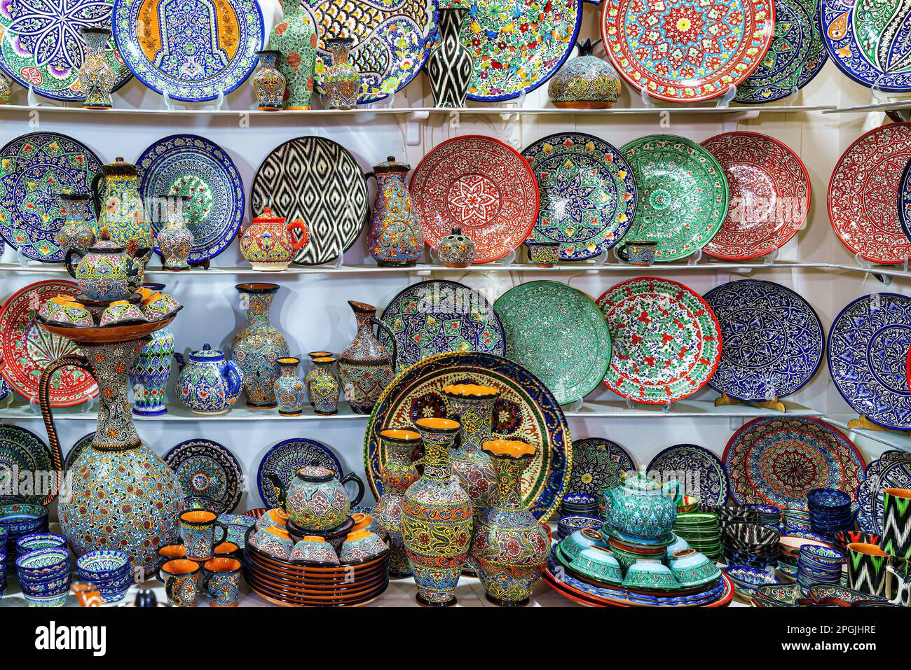Arabic painted ceramic plates and crockery displayed in the shop Stock ...