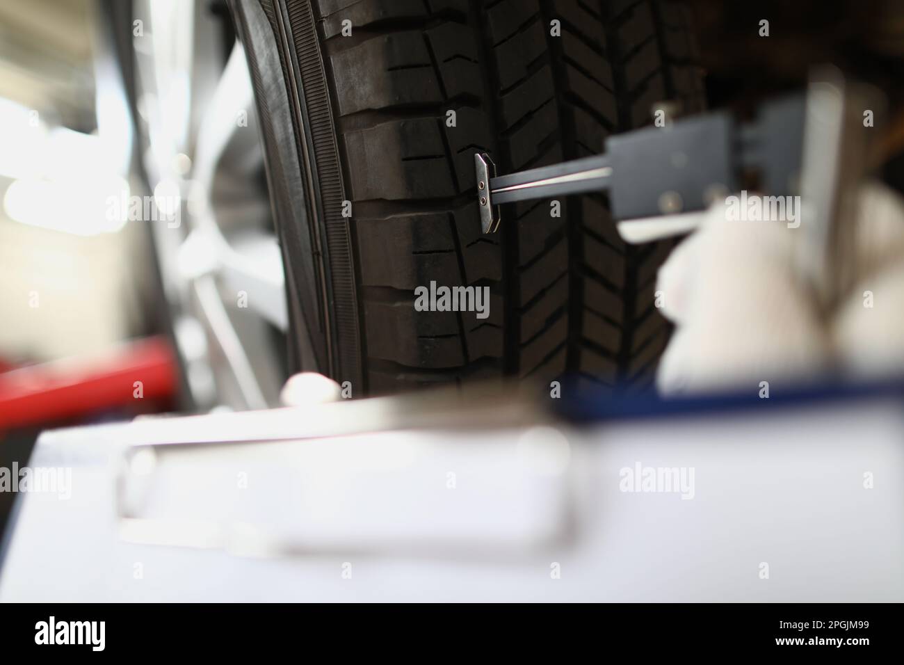 Tyre bulge hi-res stock photography and images - Alamy