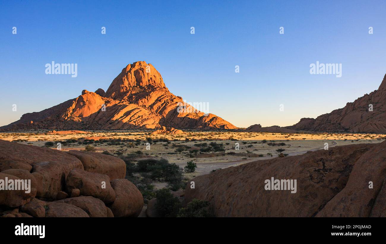 The Spitzkoppe mountain in Namibia Stock Photo - Alamy