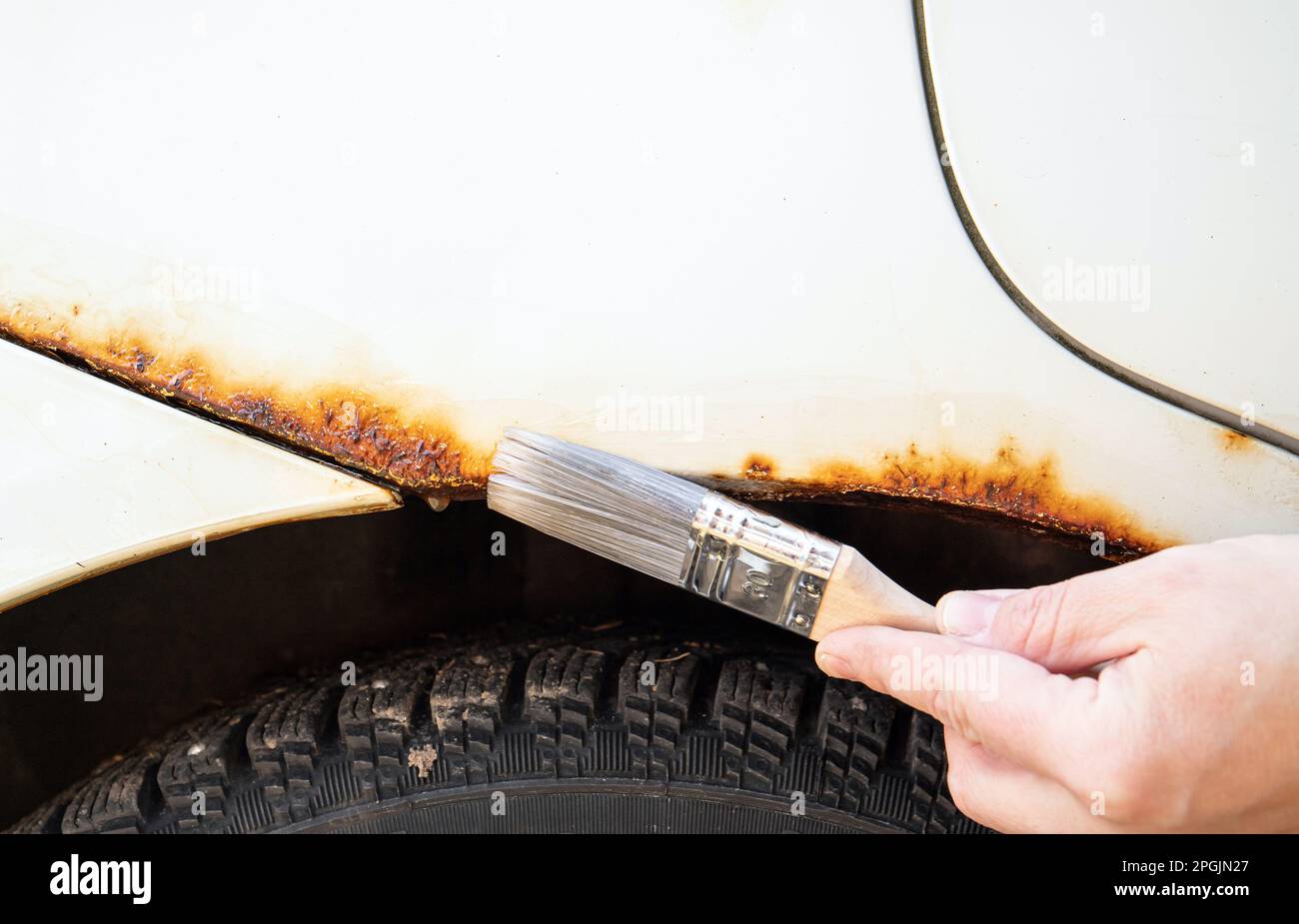 Rusty car paint hi-res stock photography and images - Alamy