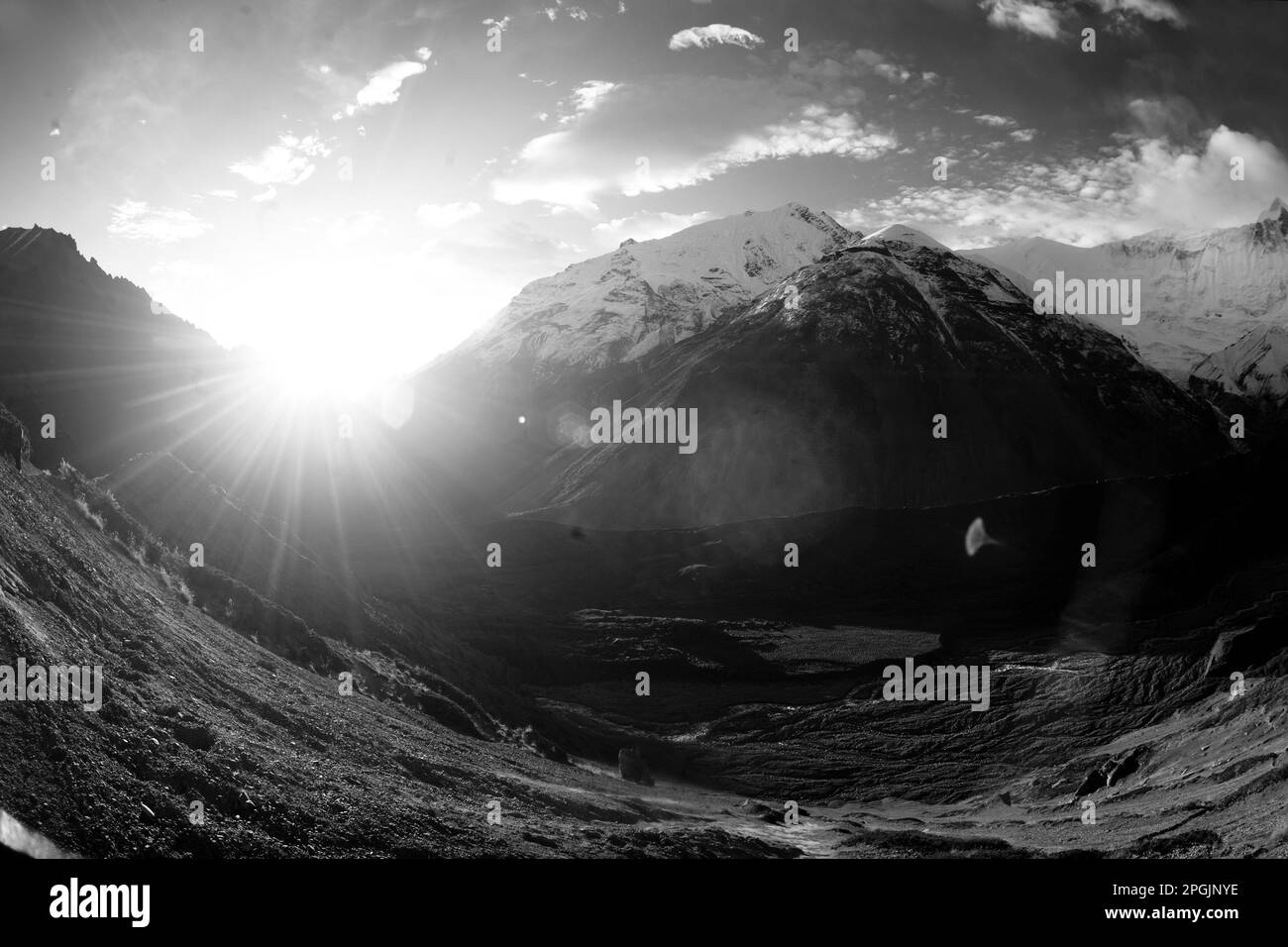 Tilicho lake hi-res stock photography and images - Alamy