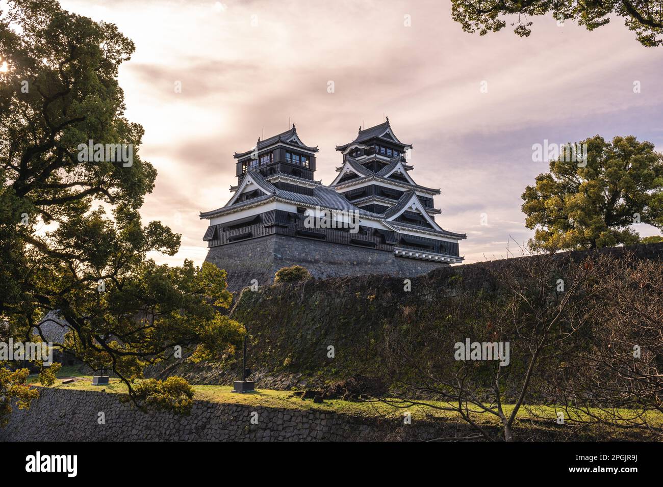 Tenshu of Kumamoto castle in kumamoto city, kyushu, japan Stock Photo ...