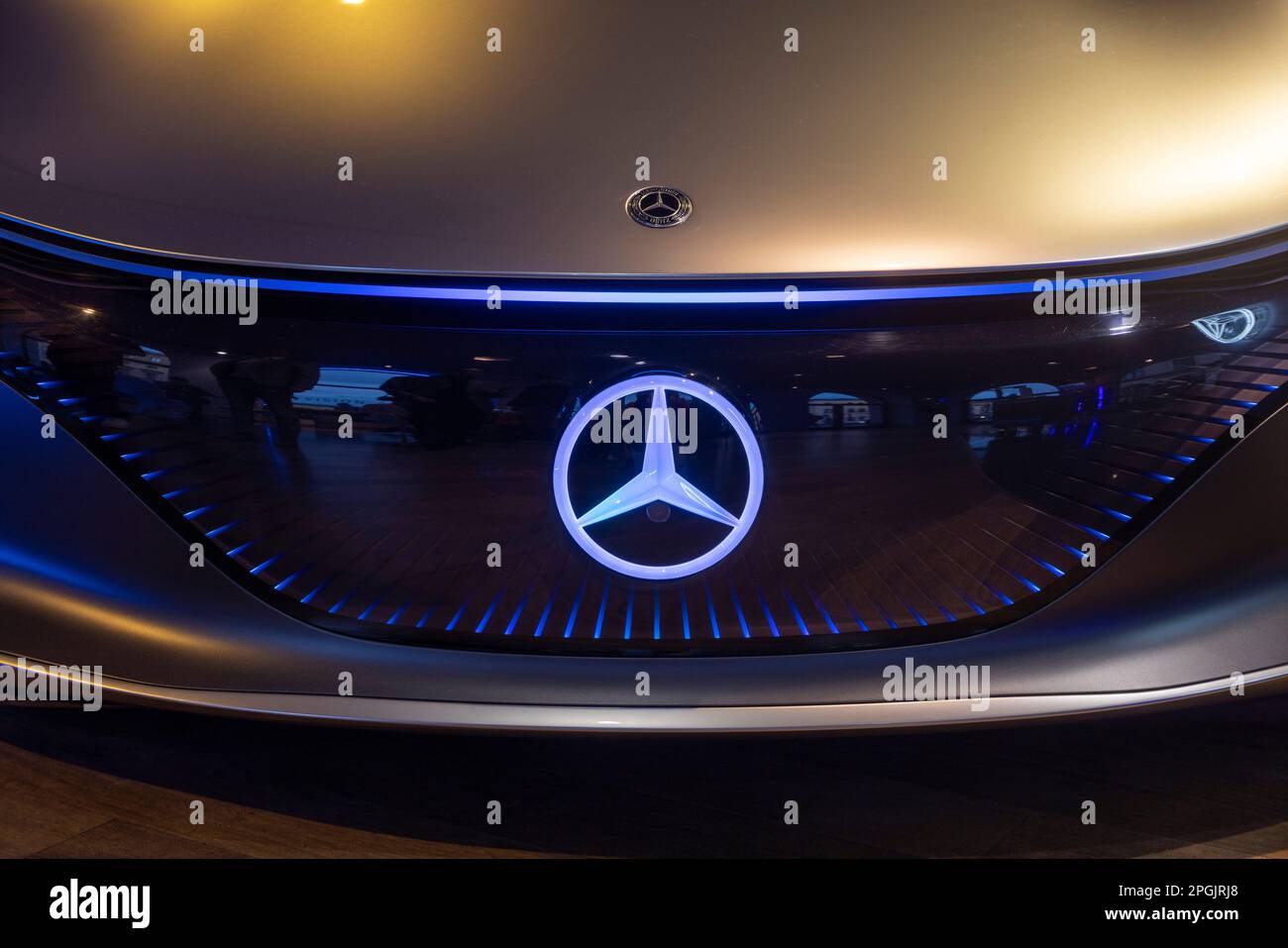 Mercedes Benz VISION AVTR concept vehicle, Studio Odeonsplatz, Munich ...