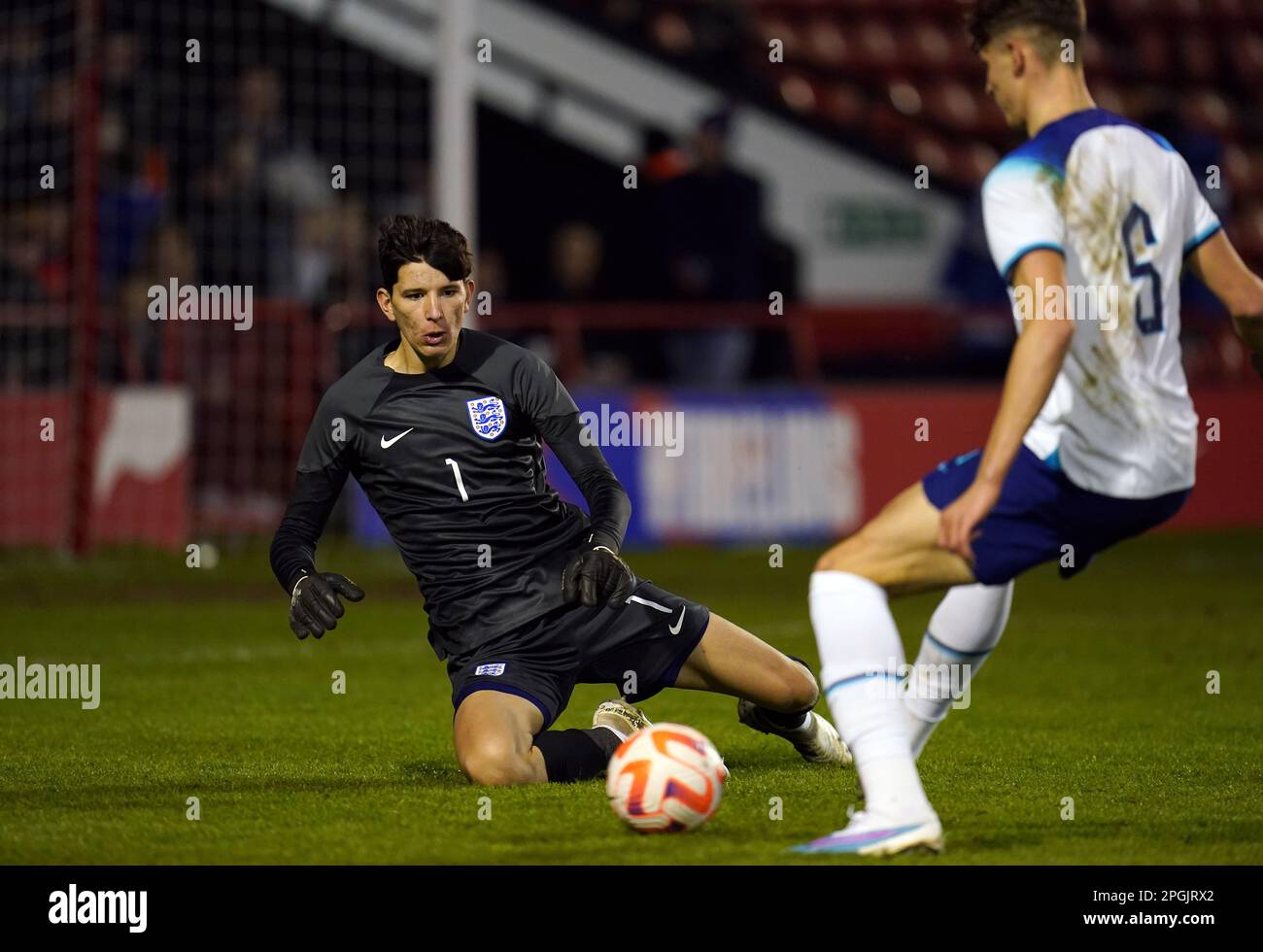 England v hungary 2022 hi-res stock photography and images - Alamy