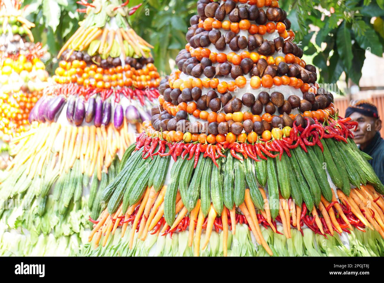 Tumpeng sayur dan buah on traditional ritual. Tumpeng sayur dan buah ...