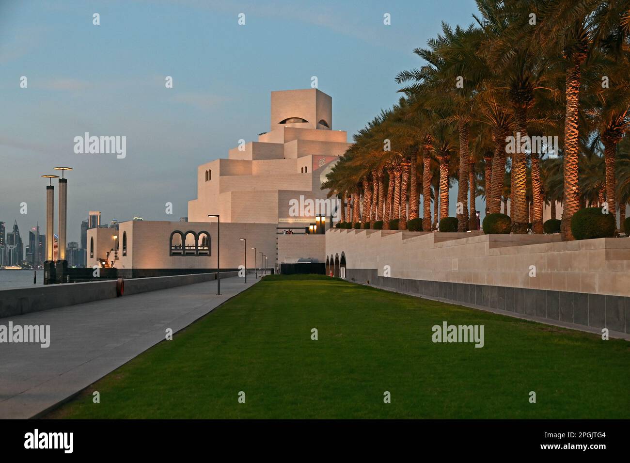 Museum of Islamic Art by architect I. M. Pei, Doha, Qatar Stock Photo ...