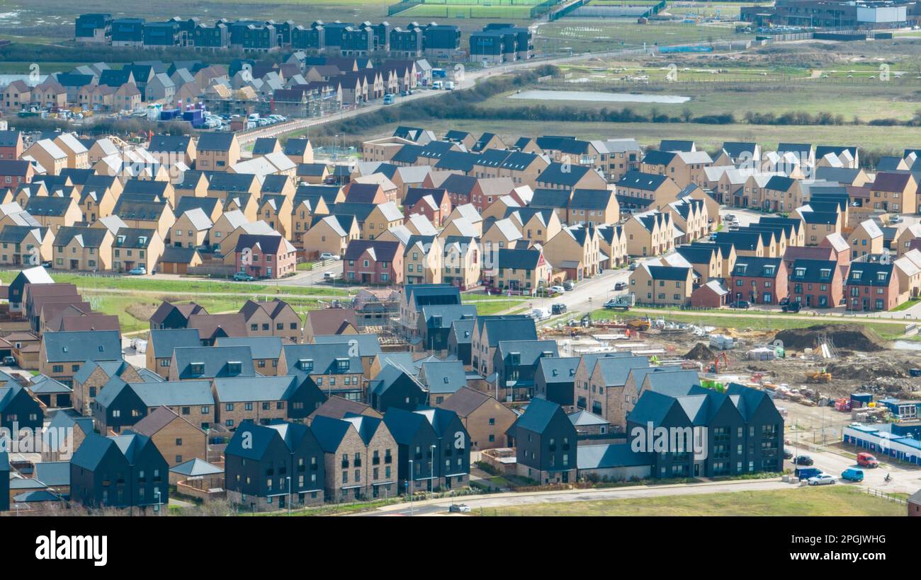 000 homes in cambridgeshire hi-res stock photography and images - Alamy