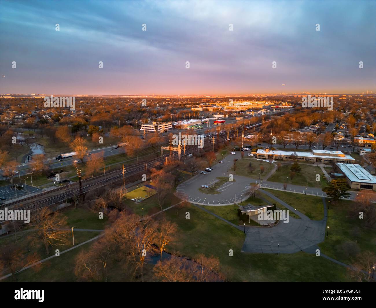 Valley stream new york hi-res stock photography and images - Alamy