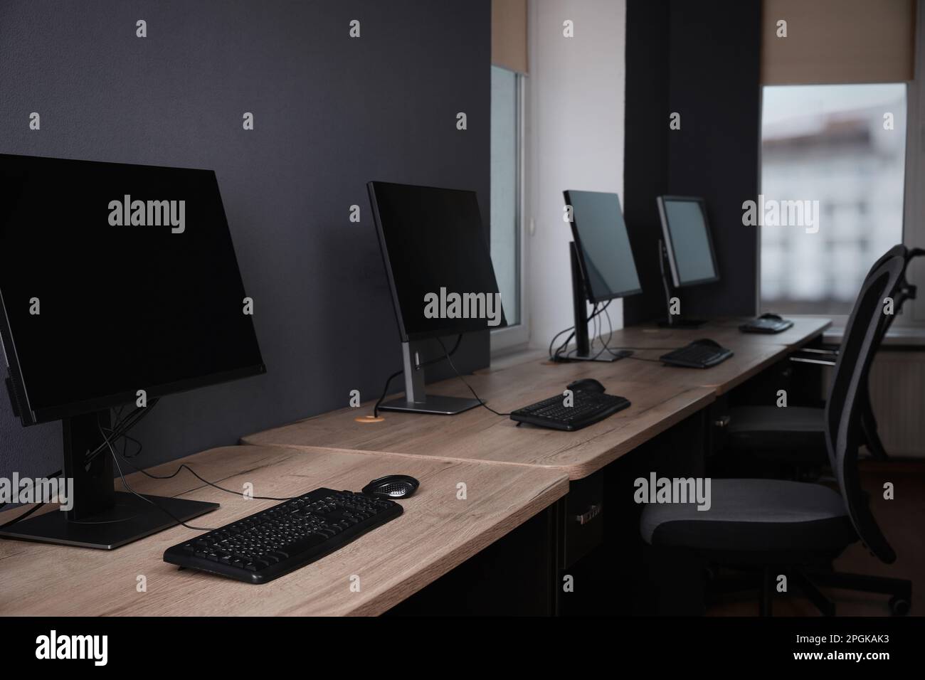 Workplace room computers in row hi-res stock photography and images - Alamy