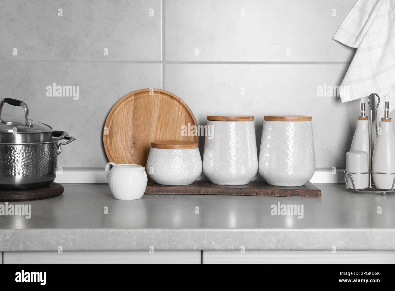 Modern style ceramic containers hi-res stock photography and images - Alamy