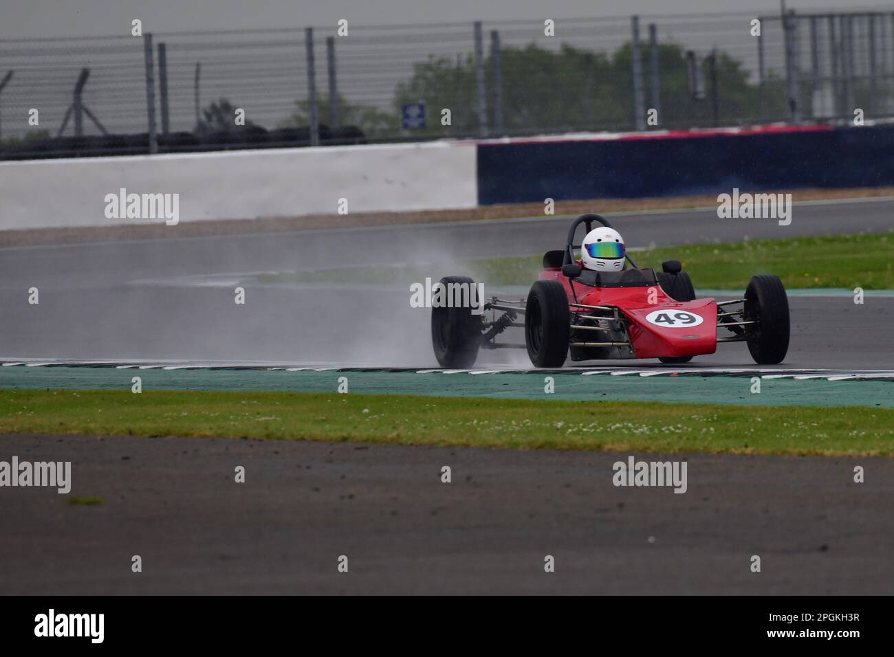 Racing in the rain, Mark Harrison, Royale RP21, HSCC Classic Formula ...