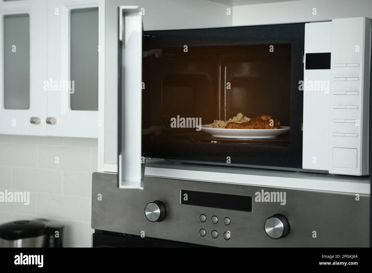 Open microwave hi-res stock photography and images - Alamy