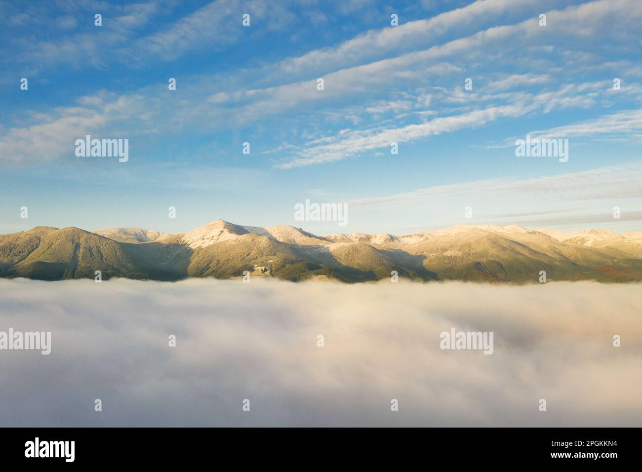 Beautiful mountains with clouds hi-res stock photography and images - Alamy