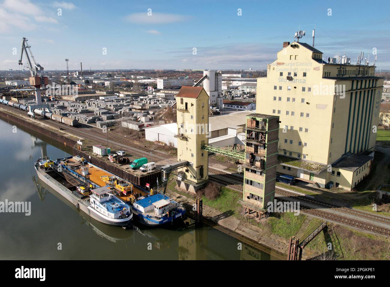 Magdeburg, Germany. 27th Feb, 2023. View of the construction site in ...