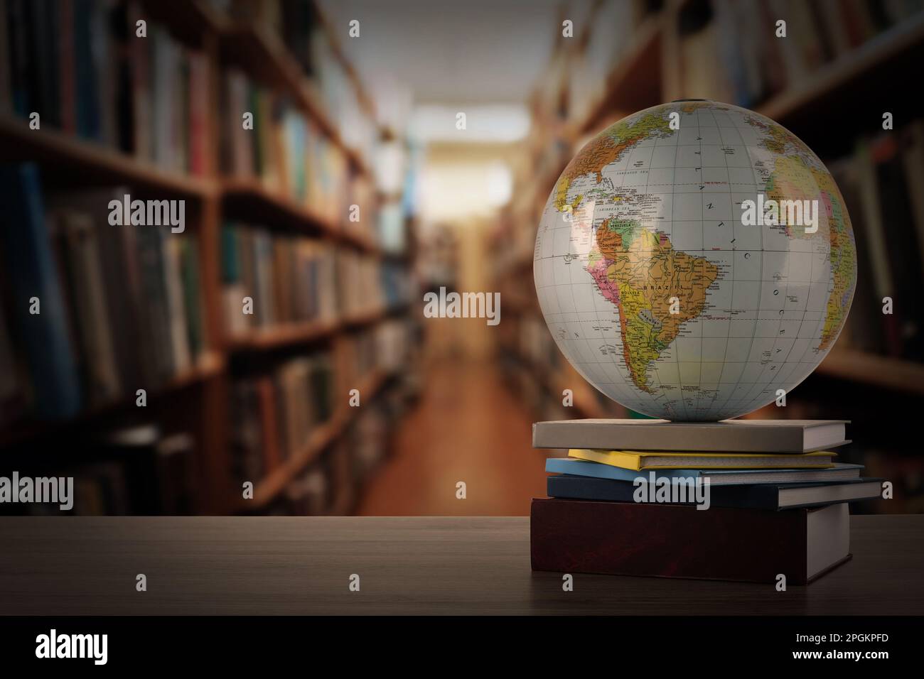 World globe in library hi-res stock photography and images - Alamy