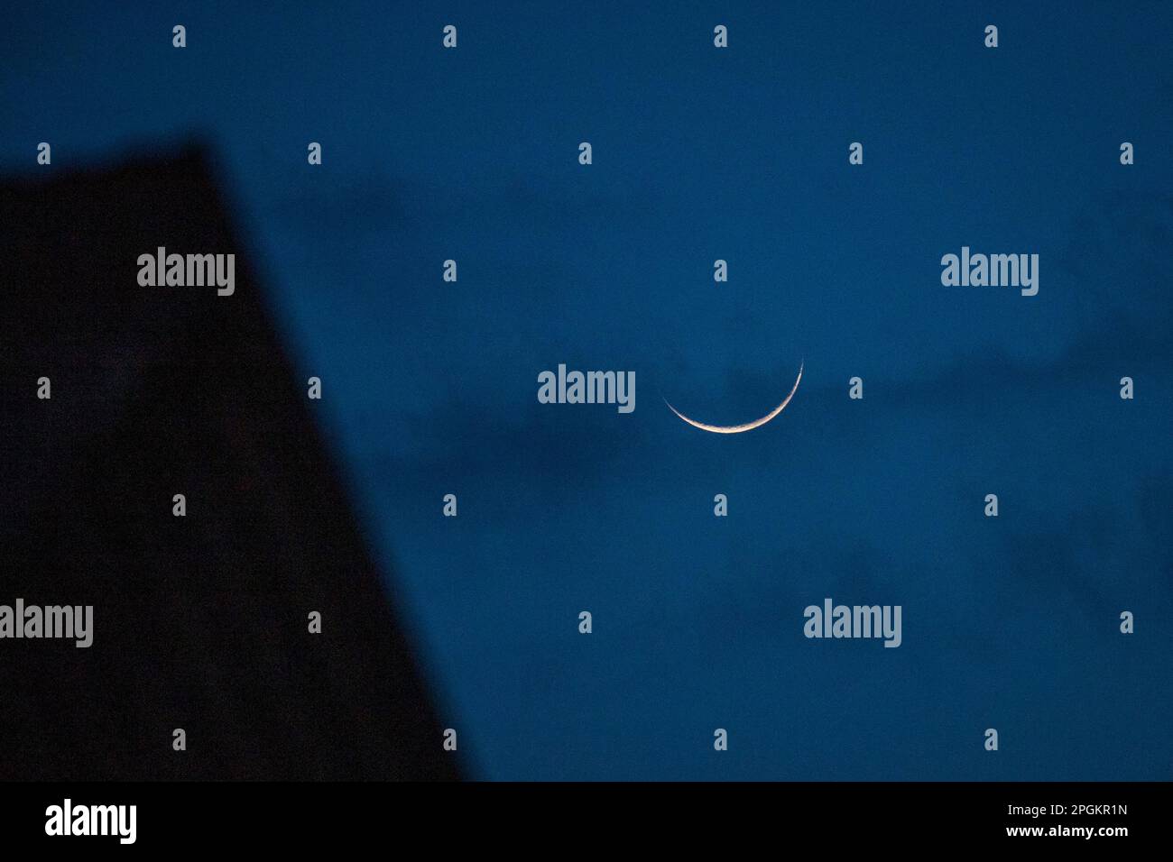 Srinagar, India. 22nd Mar, 2023. The crescent moon or Ramadan moon ...