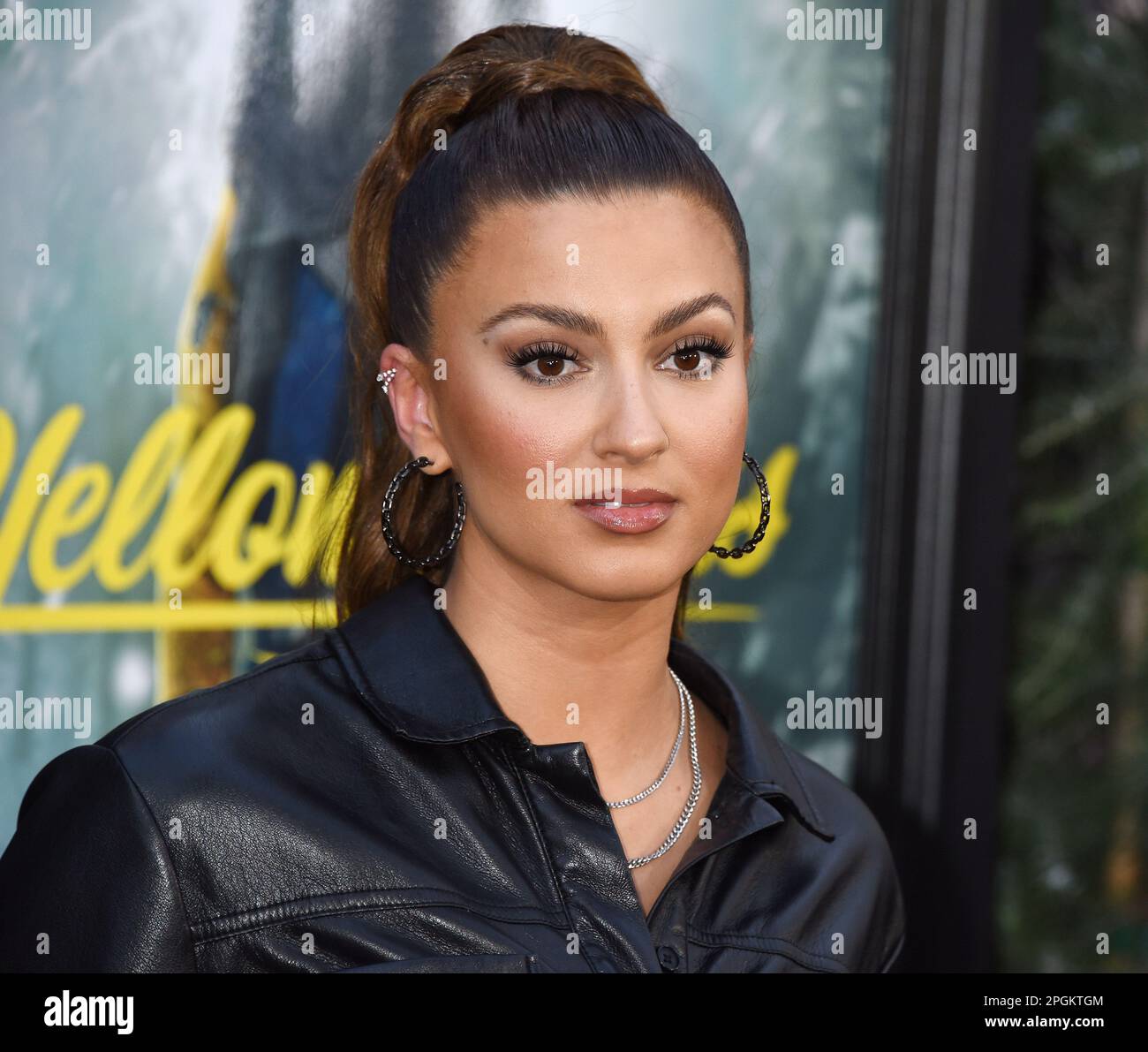 Tori Kelly arriving to Showtime's "Yellowjackets" Season 2 World ...