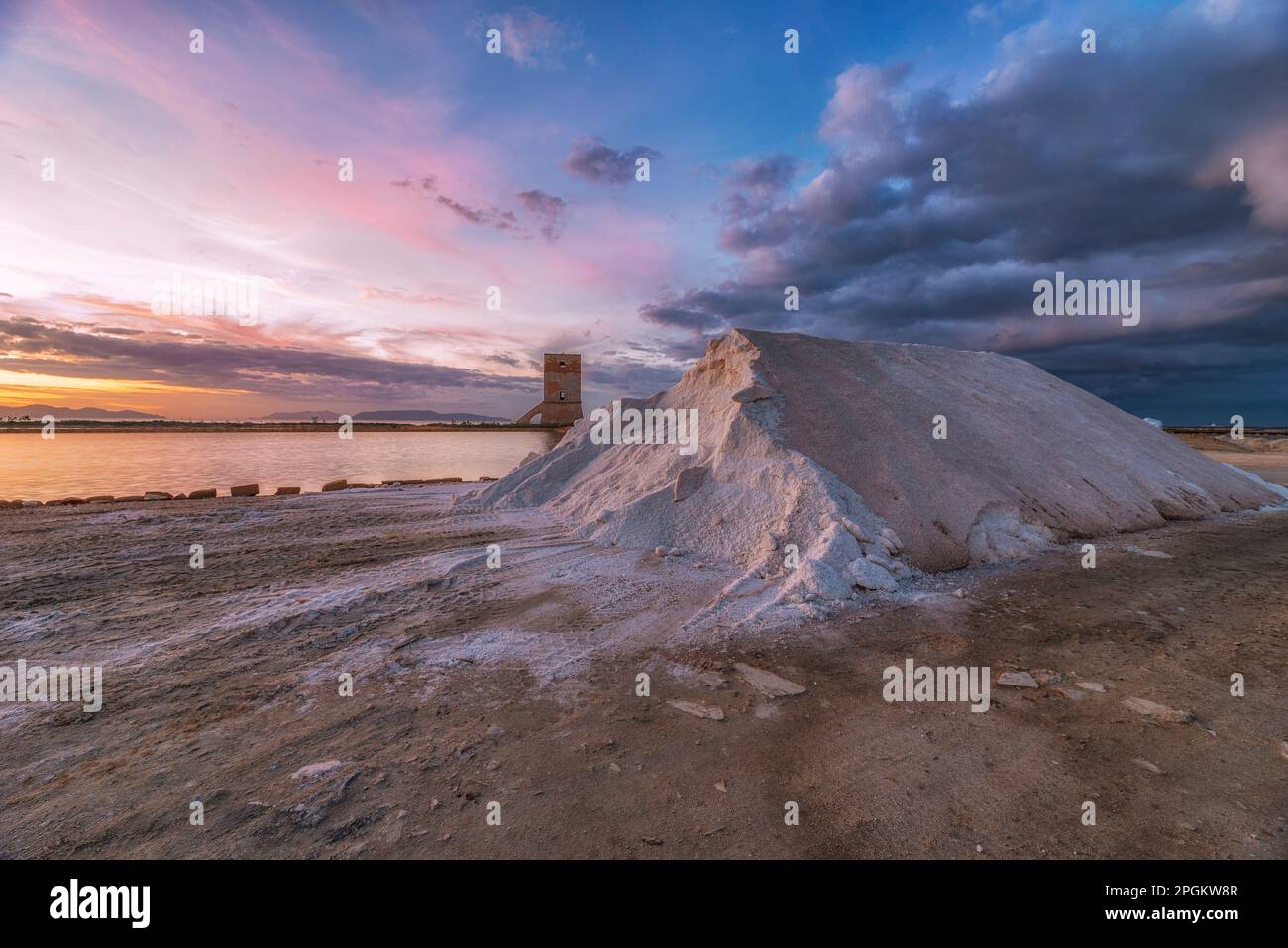 Sunset nubia trapani hi-res stock photography and images - Alamy