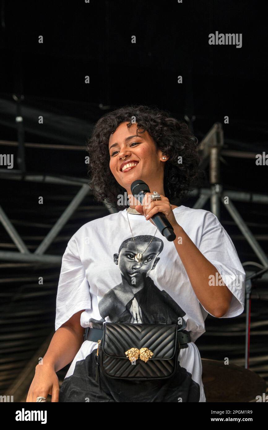 Musique populaire bresilienne hi-res stock photography and images - Alamy