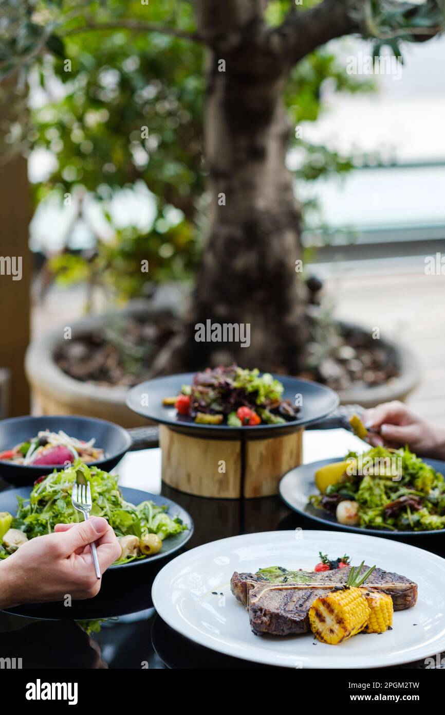 banquet restaurant meals reception healthy eating Stock Photo - Alamy